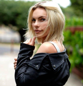 Who Is the Blonde Spokeswoman in the New Day USA Commercial ...